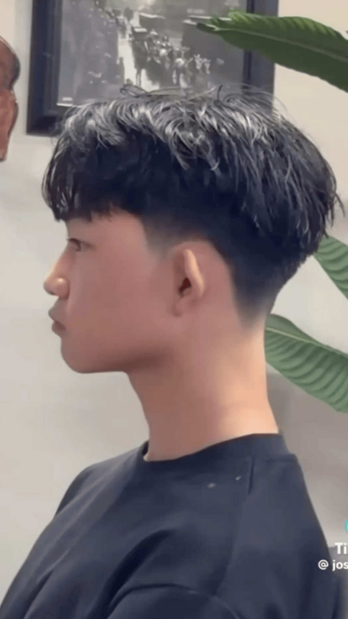 Mastering the Low Taper Fade for Straight Haircut: 23 Ideas - Belle De ...